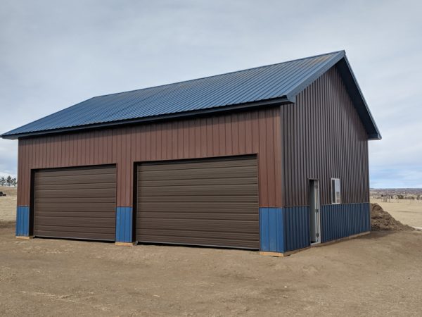 Pole Barn Garage Builders in Colorado | Barn Style Garages